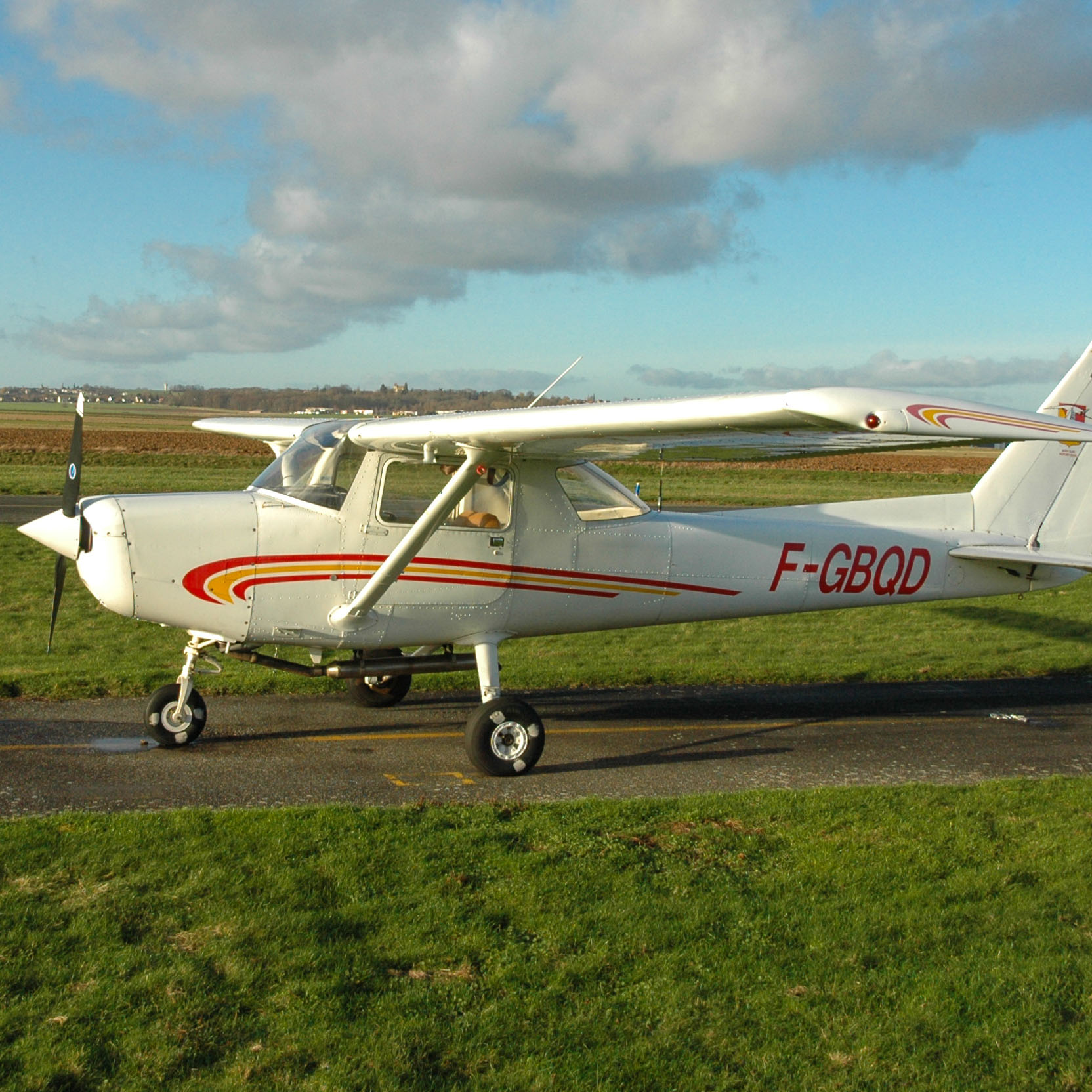 F152 | Aéro-club Hispano-Suiza